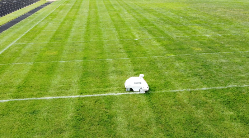 St Joseph School District uses the Turf Tank Robot