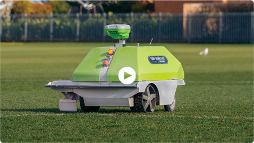 Field line marking robot ⇒ Turf Tank One, quick and precise